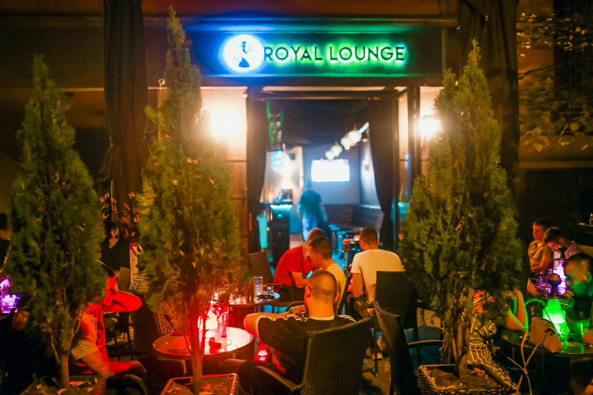 5 Must see places when visiting Belgrade Serbia - Royal Lounge - Shisha & Cafe Bar in Belgrade